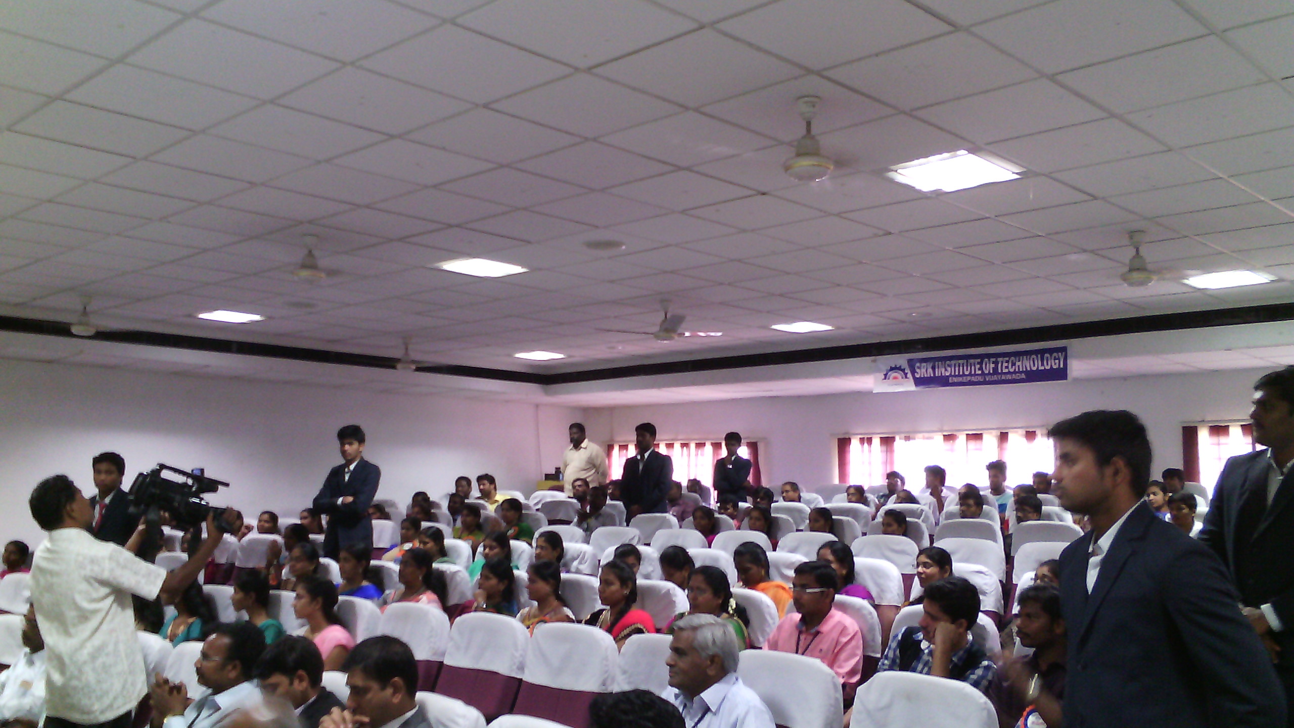 Event Update-SRK College Organize Explorers meet'16 | CollegeDekho