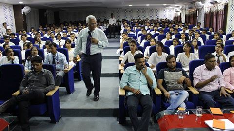 RRIMT Organises Workshop On Startup India | CollegeDekho