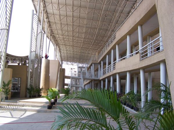 Top 10 Fashion Colleges in India | CollegeDekho